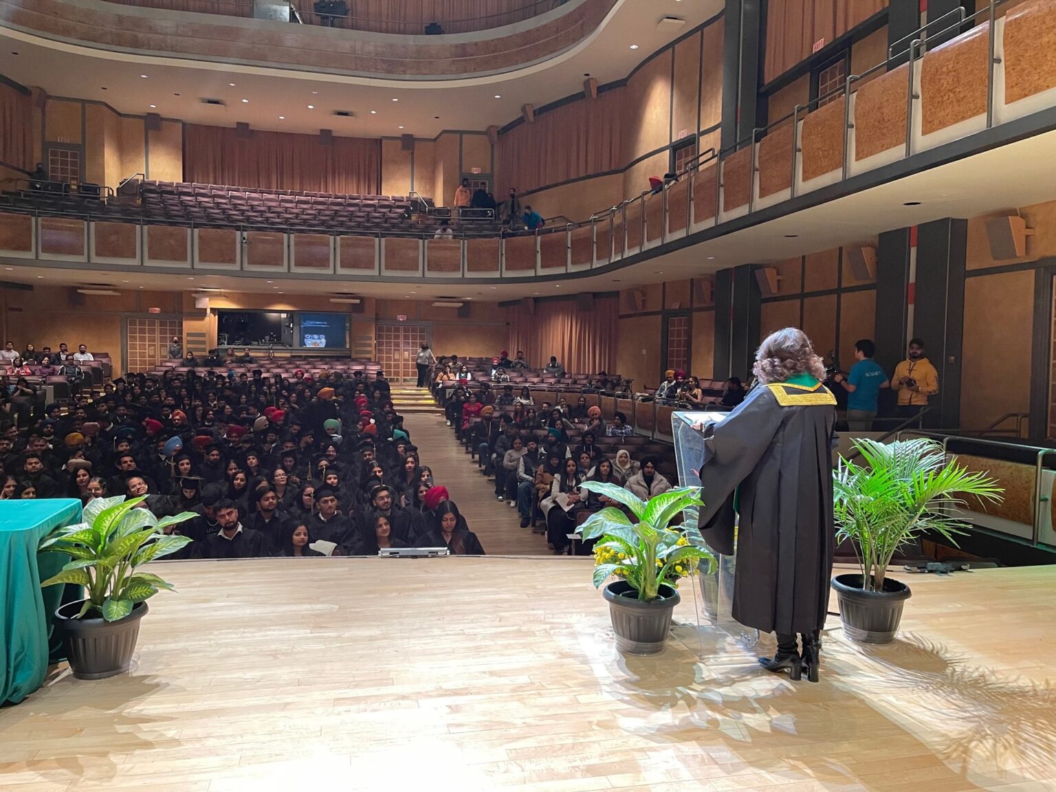 St. Clair College Holds First Toronto Convocation Sessions – Ace Acumen ...