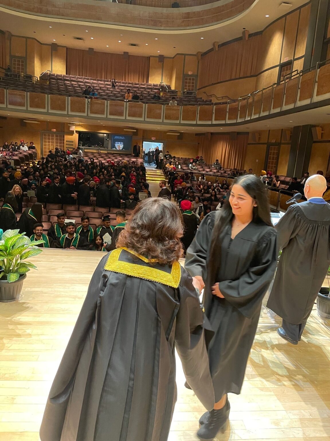 St. Clair College Holds First Toronto Convocation Sessions – Ace Acumen ...